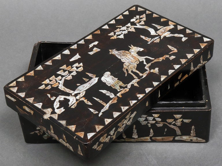 Chinese Mother of Pearl Inlaid Lacquered Box For Sale at 1stDibs