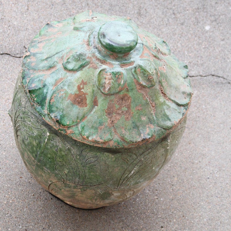 Chinese Offering Pot from the Yuan Dynasty For Sale at 1stDibs