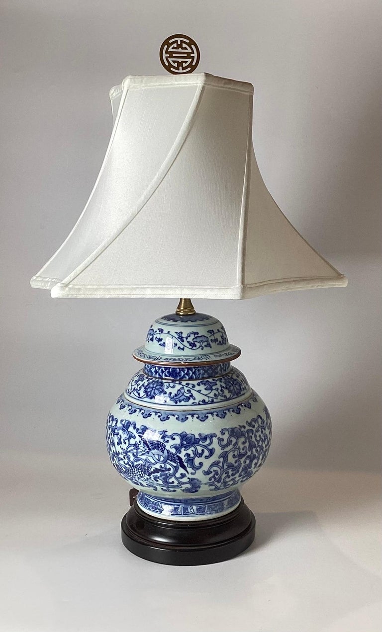 Chinese Porcelain Blue and White Lamp For Sale at 1stDibs