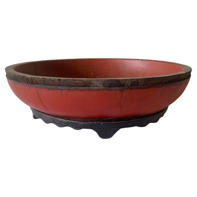 Chinese Red and Black Lacquer Wood Bowl, Mid-20th Century at 1stDibs