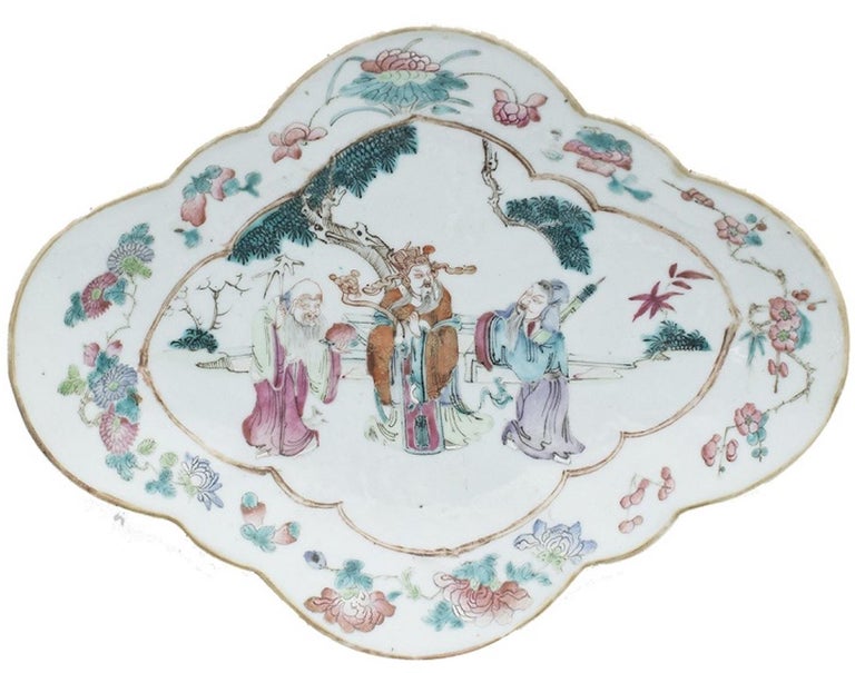 Chinese Shaped-Oval Tray, China, Early 20th Century For Sale at 1stDibs