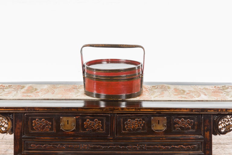 Chinese Vintage Black and Red Round Picnic Basket with Gilt Chinoiserie ...