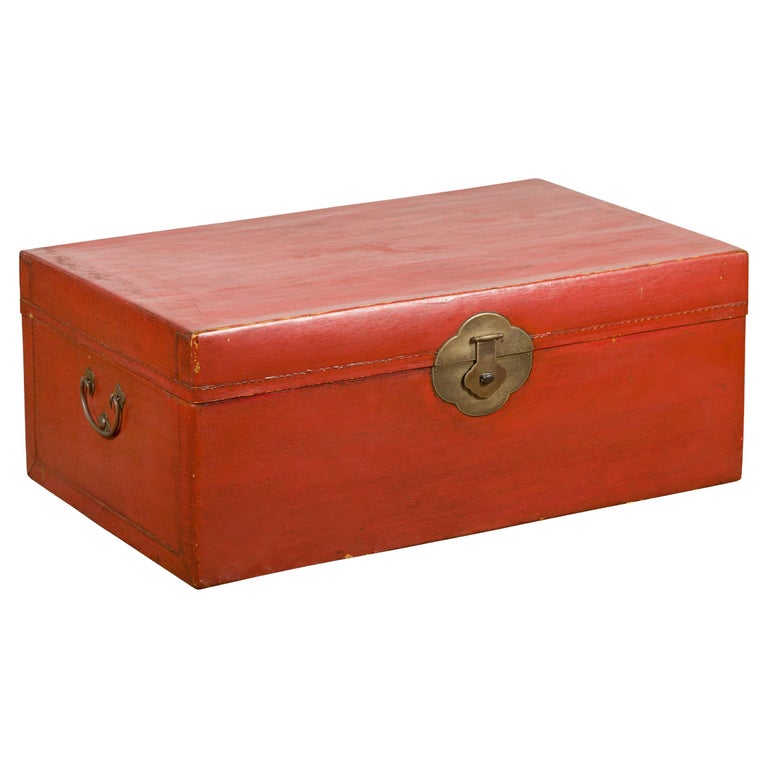 red blanket box