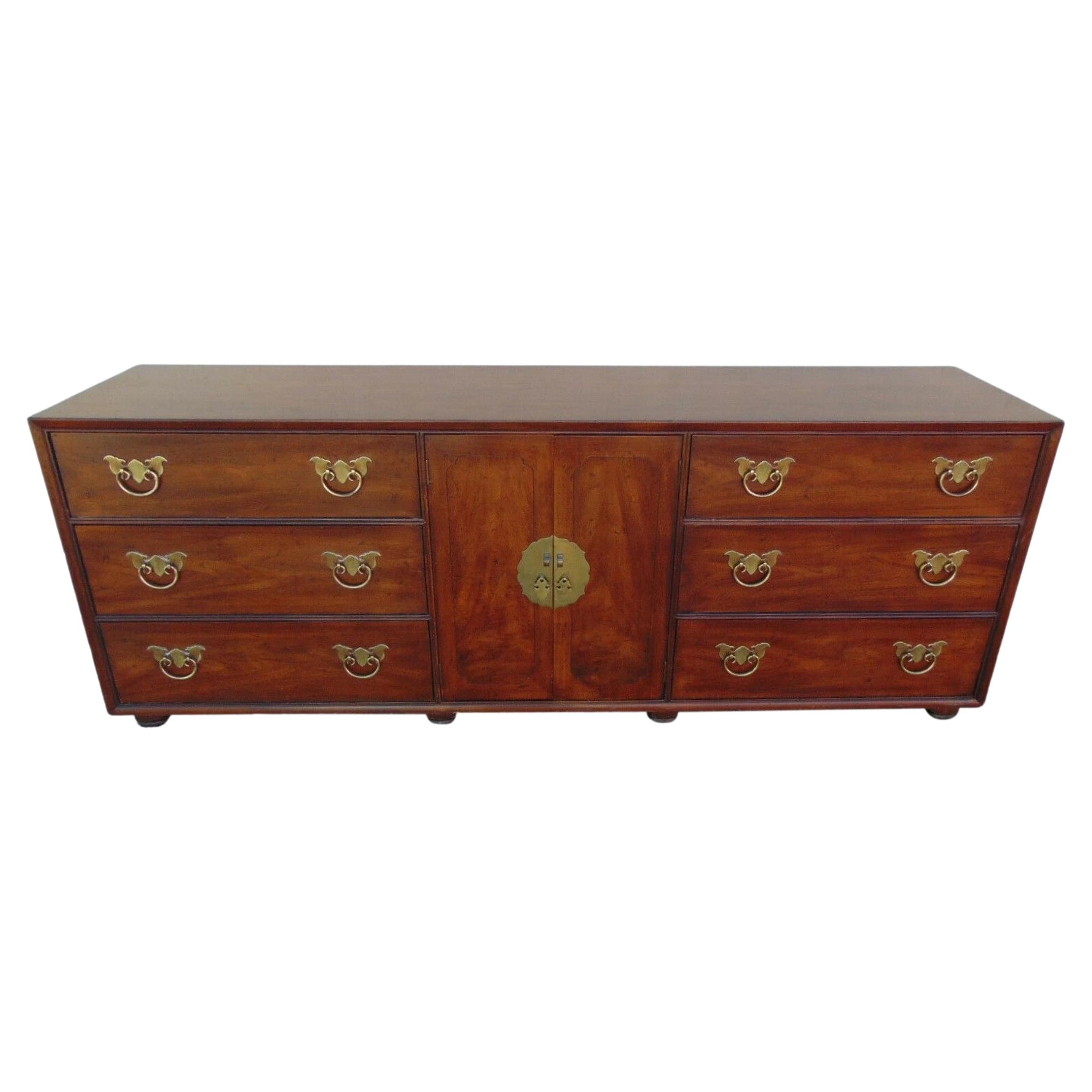 Striking Elegant Henredon Scene Three Line Long Nine-Drawers Dresser at ...