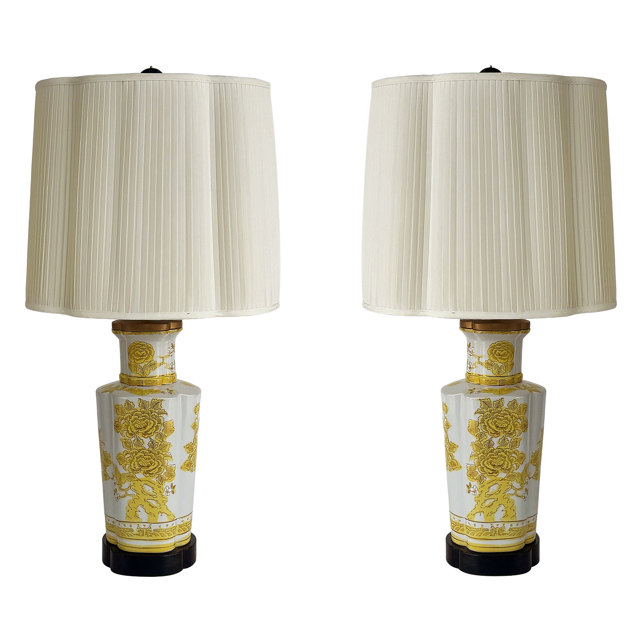 Chinoiserie Imari Porcelain Table Lamps by Marbro Company For Sale at ...
