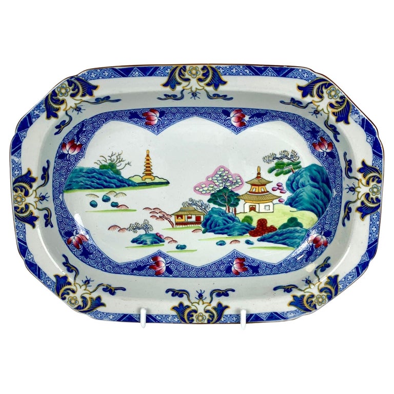 Chinoiserie Stoneware Dish Made by Spode, England, circa 1820 at 1stDibs