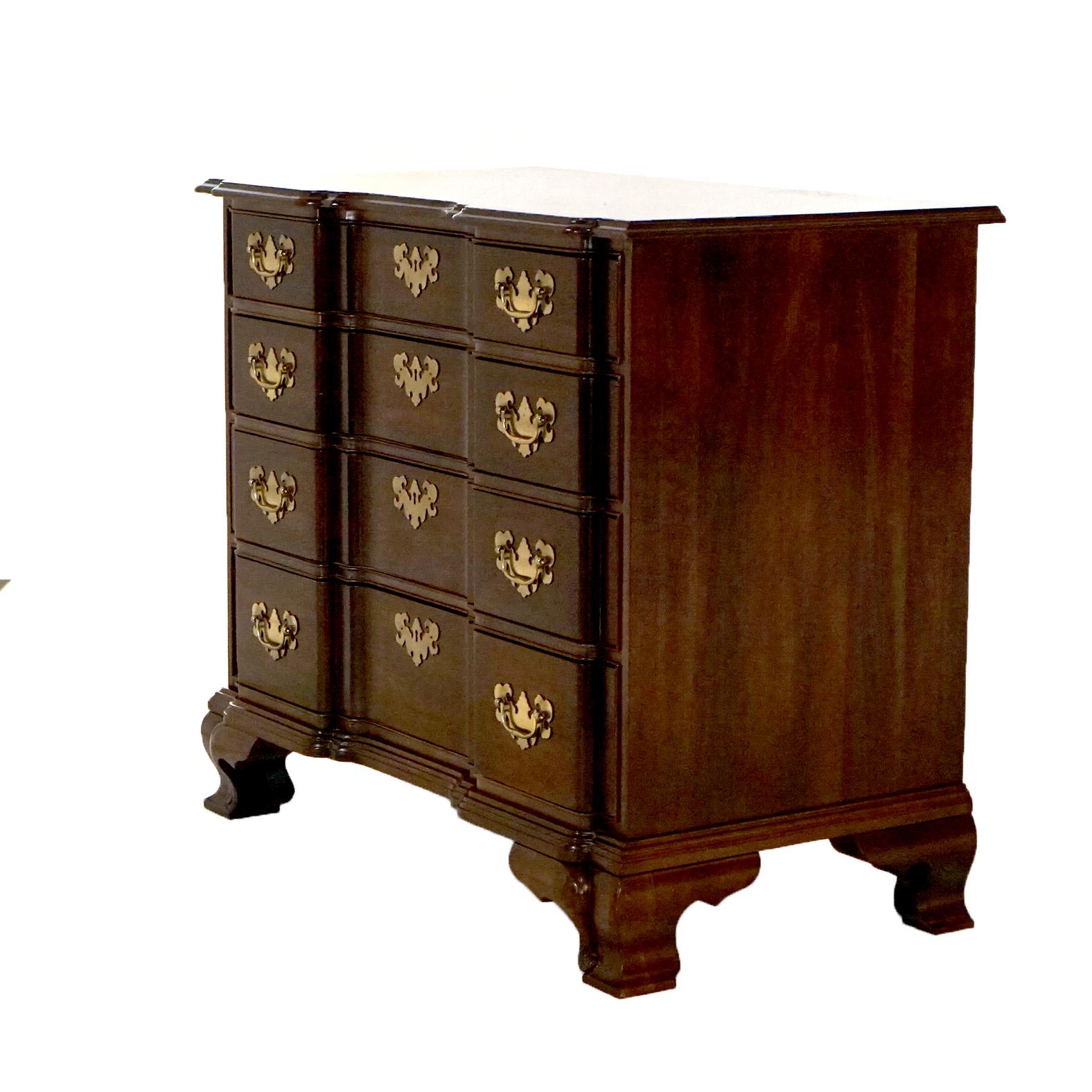 Chippendale Style Ethan Allen Mahogany Block Front Chest 20thC For Sale ...