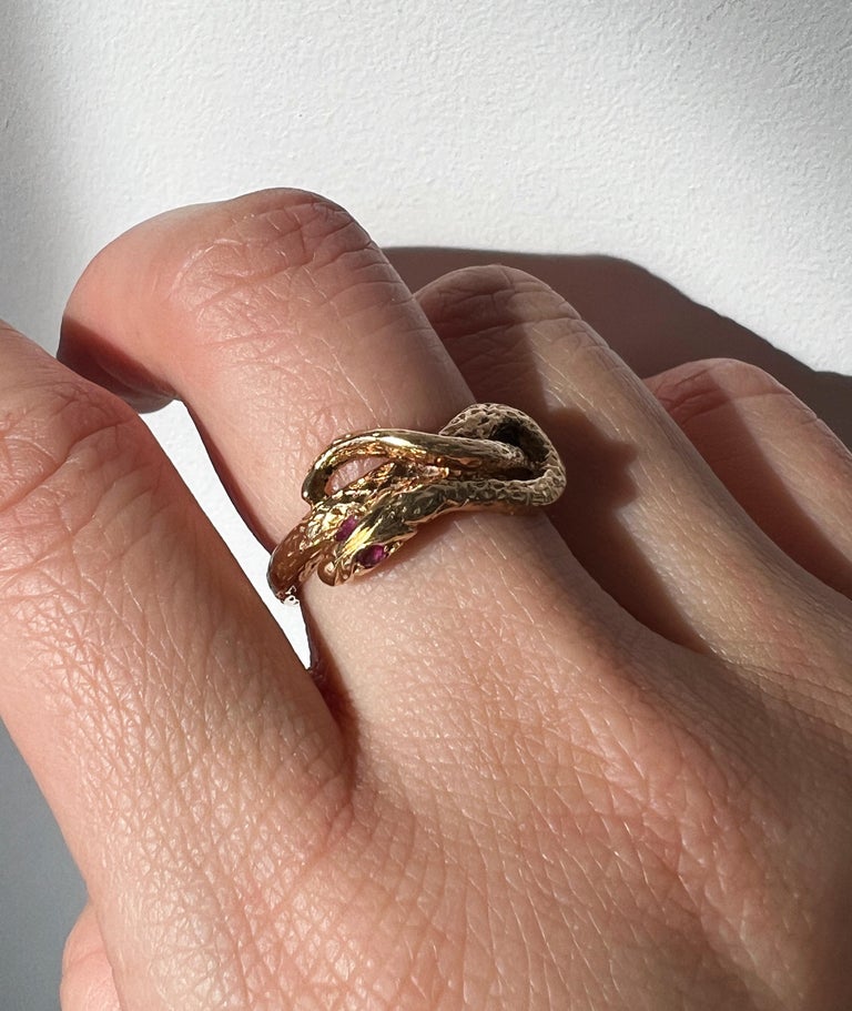 Chiseled 18k Yellow Plain Gold Snake Ring with Ruby Eyes For Sale at ...