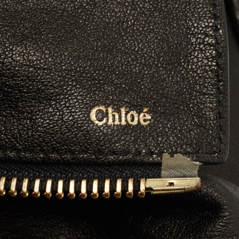 Chloe Black Leather Zip Messenger Bag For Sale at 1stDibs
