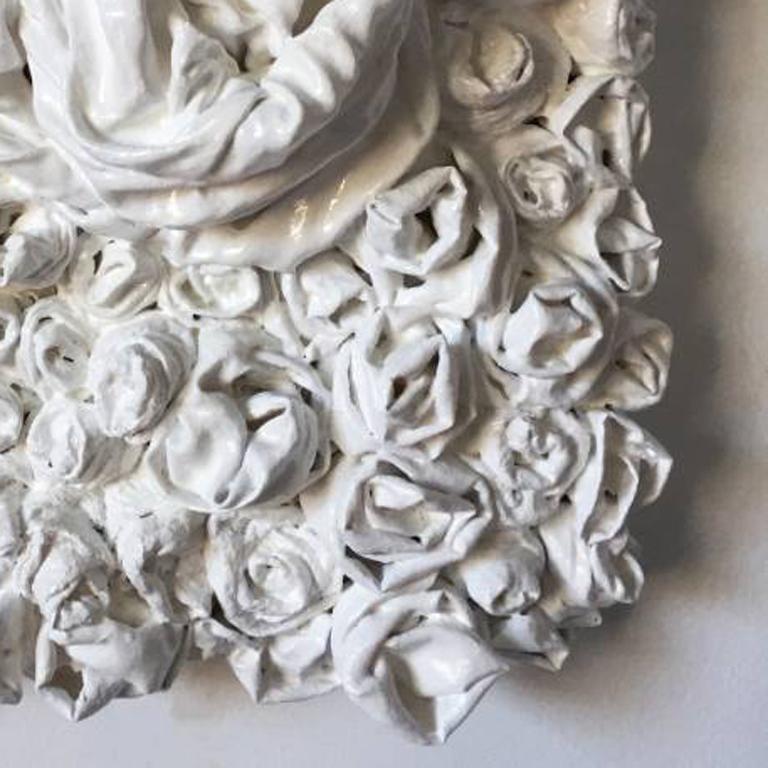 Chloe Hedden - White Rosettes 3 (flowers sculpture, roses, wall ...