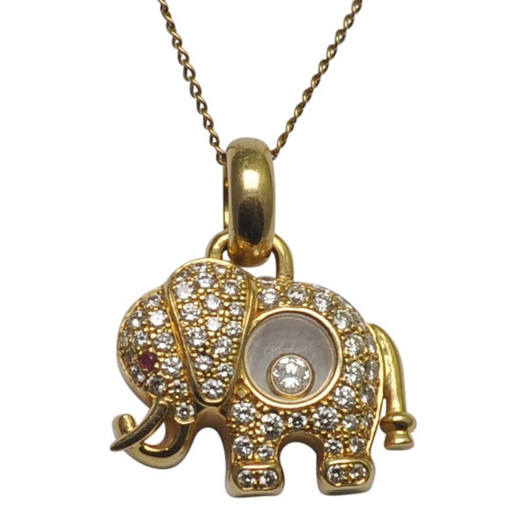Chopard 18 Carat Happy Diamond Elephant Pendant Necklace at 1stDibs