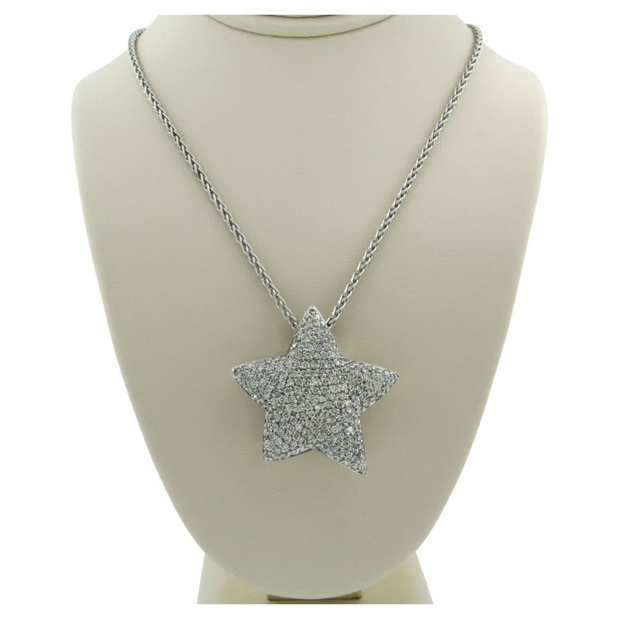 CHRIST Pendant Chain topaz diamond 44 cm long For Sale at 1stDibs