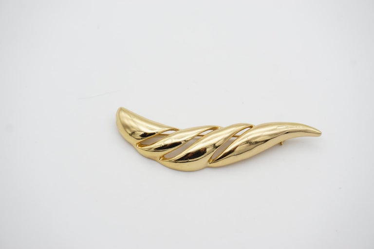 Christian Dior 1980s Vintage Large Wavy Openwork Leaf Croissant Glow ...
