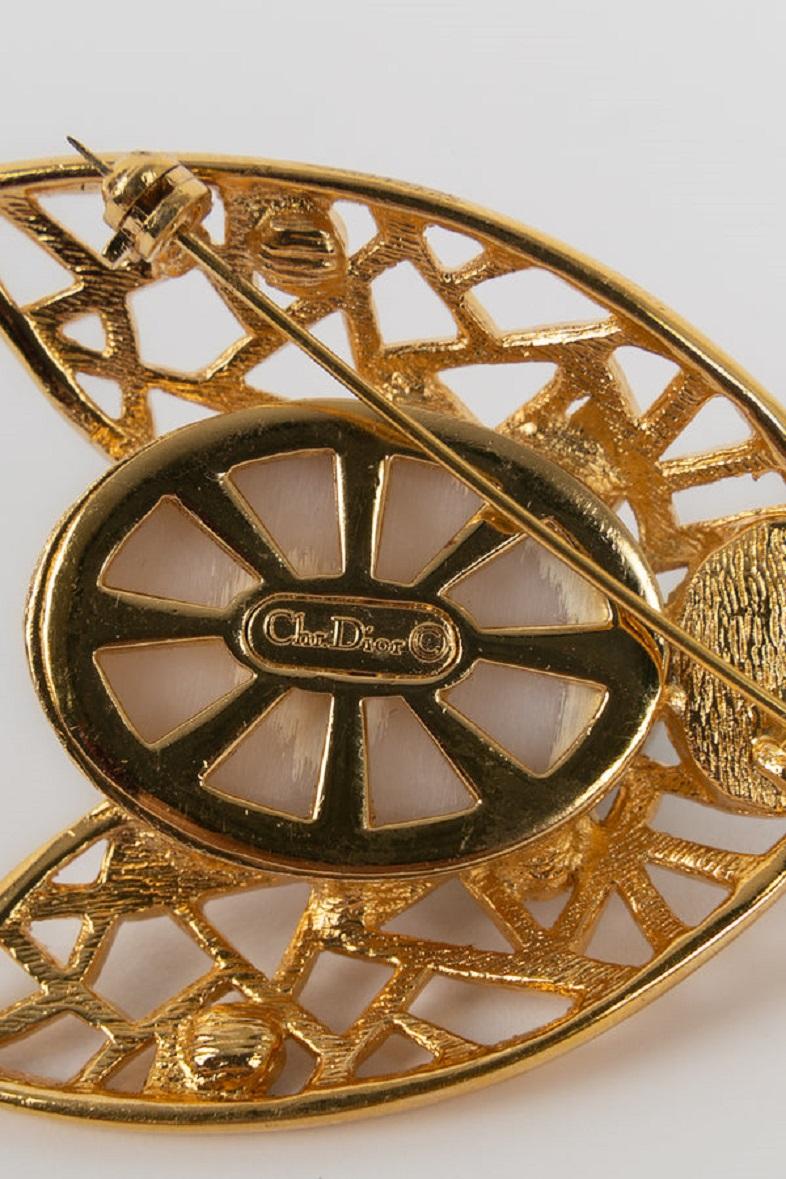 Christian Dior "Bee" Gold Metal Brooch For Sale at 1stDibs