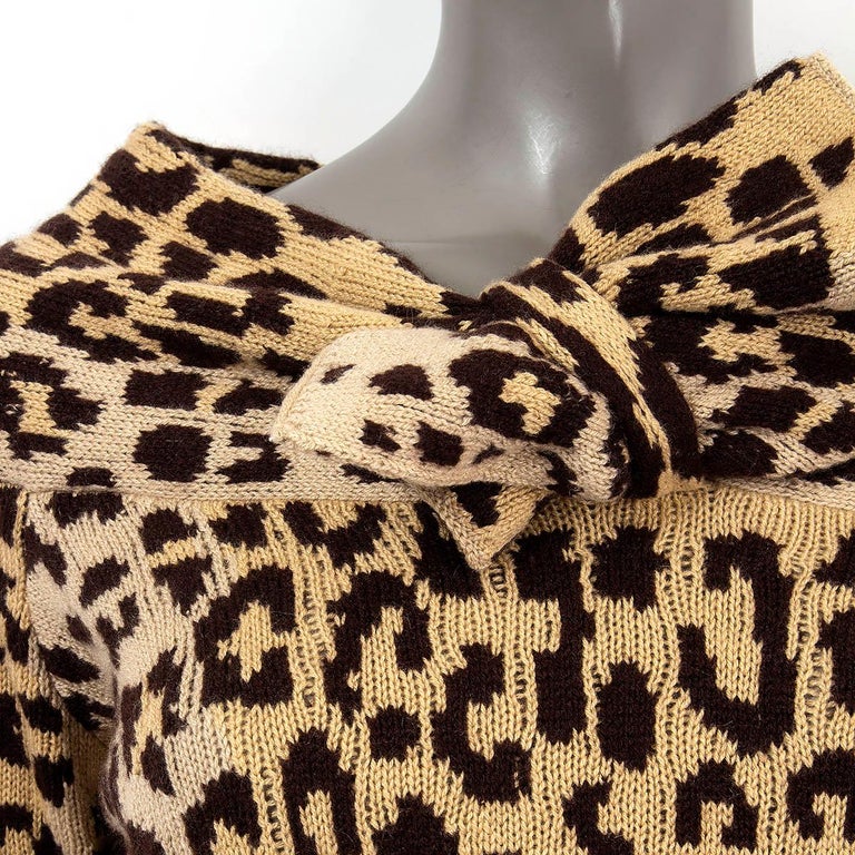 CHRISTIAN DIOR beige cashmere LEOPARD BOW Sweater 38 S For Sale at 1stDibs
