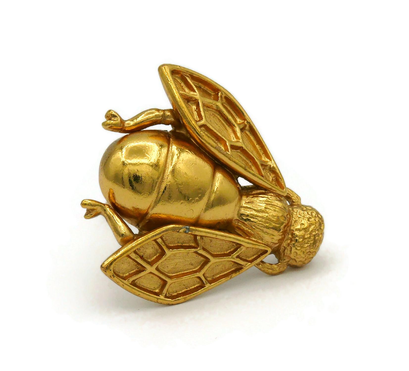 CHRISTIAN DIOR Boutique Vintage Iconic Gold Tone Bee Brooch For Sale at ...
