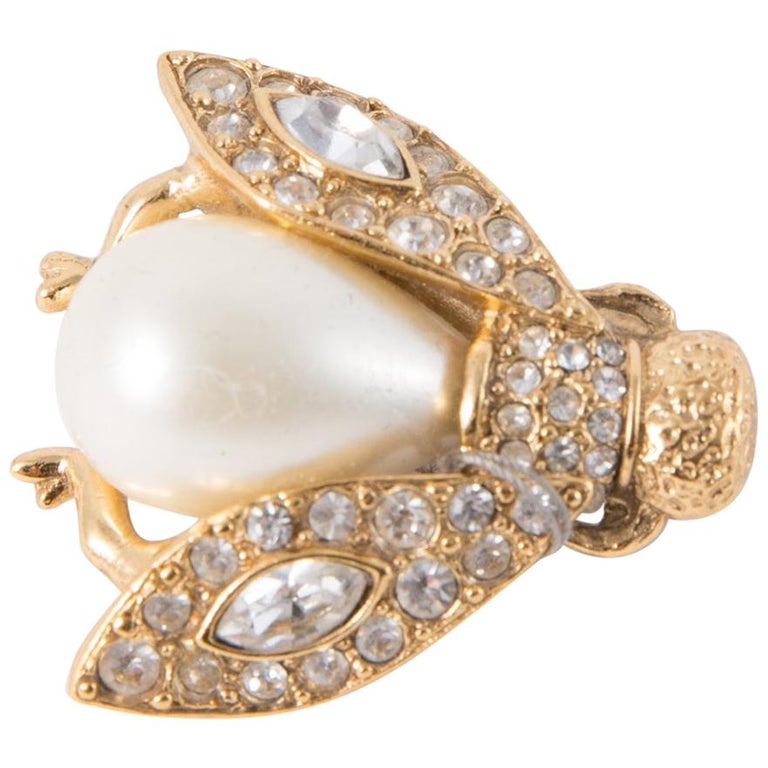 Christian Dior Gold Tone Bee Faux Pearl Strass Brooch at 1stDibs | dior ...