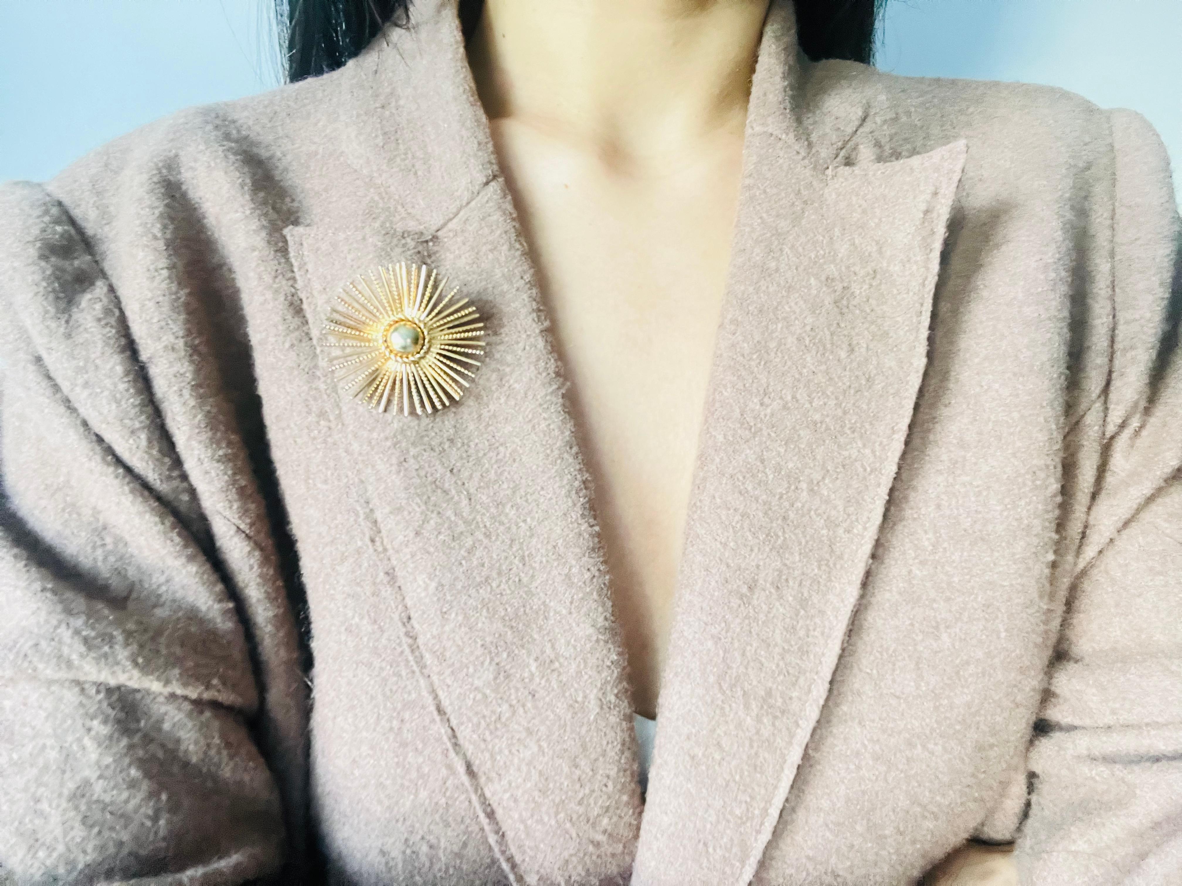 Christian Dior GROSSE 1958 Vintage Circle Round Sunburst Glow Rope Gold ...
