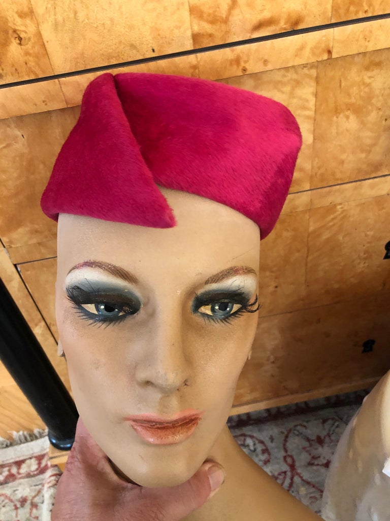 Christian Dior Jaunty Vintage 1960's Pillbox Hat for Miss Dior For Sale ...