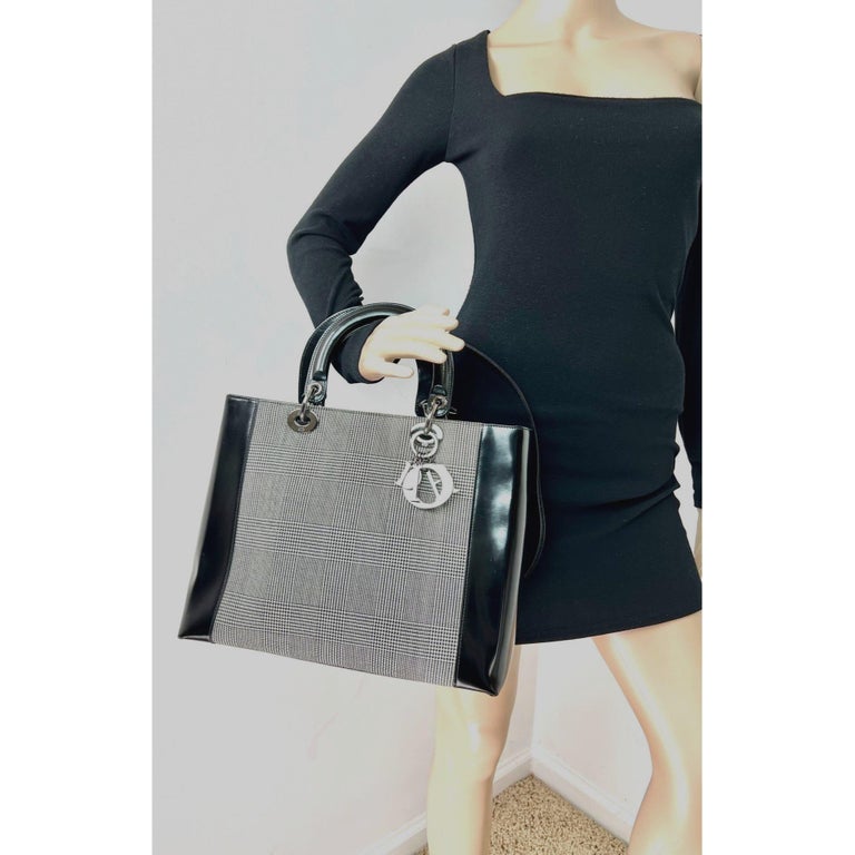 Christian Dior Large Lady Black Patent Leather Canvas Hand Bag For Sale ...