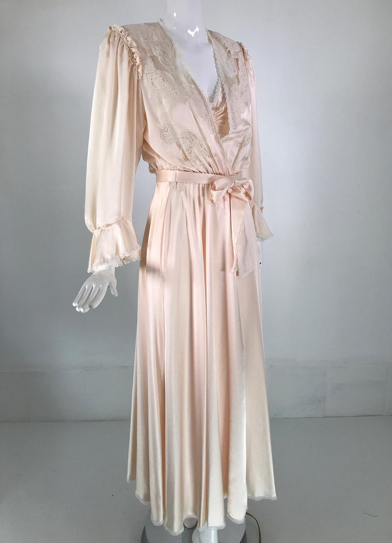 Christian Dior Lingerie Pale Peach Satin Peignoir Set For Sale at 1stDibs