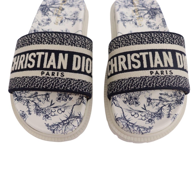 Christian Dior NEW D-Way Rubber Slipper - EU 38 For Sale at 1stDibs