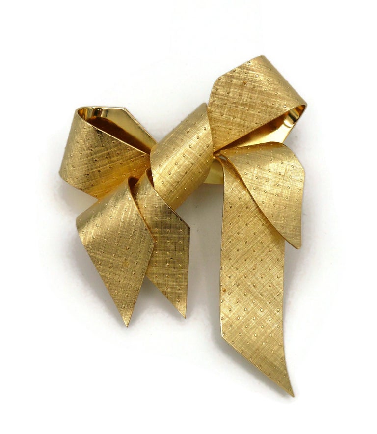 Christian Dior Vintage Massive Ribbon Bow Brooch For Sale at 1stDibs