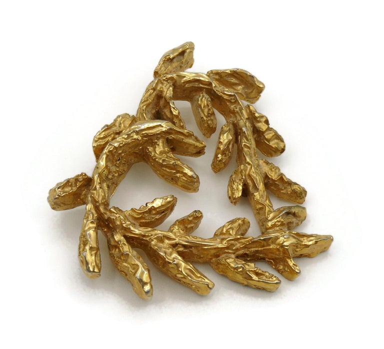 CHRISTIAN LACROIX Vintage Resin Branches Heart Brooch For Sale at 1stDibs