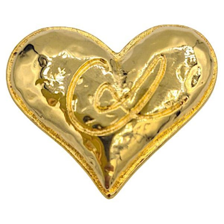 CHRISTIAN LACROIX Vintage Heart Brooch in Gilt Metal For Sale at 1stDibs