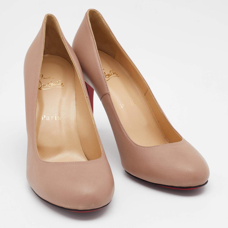 Christian Louboutin Beige Leather Fifi Pumps Size 39.5 For Sale at 1stDibs