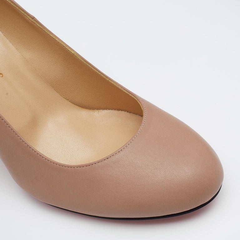 Christian Louboutin Beige Leather Fifi Pumps Size 39.5 For Sale at 1stDibs
