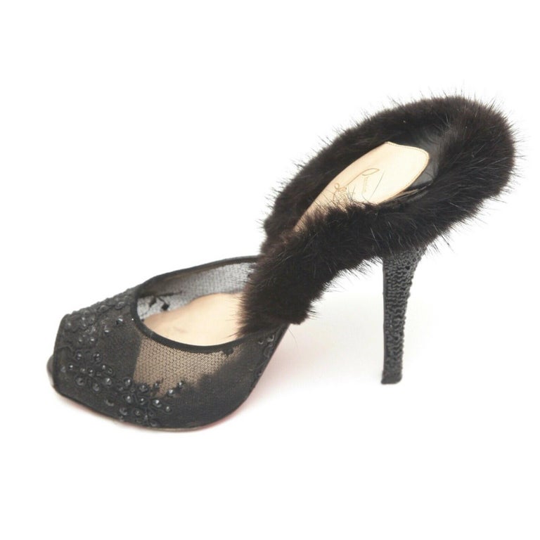 CHRISTIAN LOUBOUTIN Mule noire NUTRIA 120 en fourrure et dentelle ...
