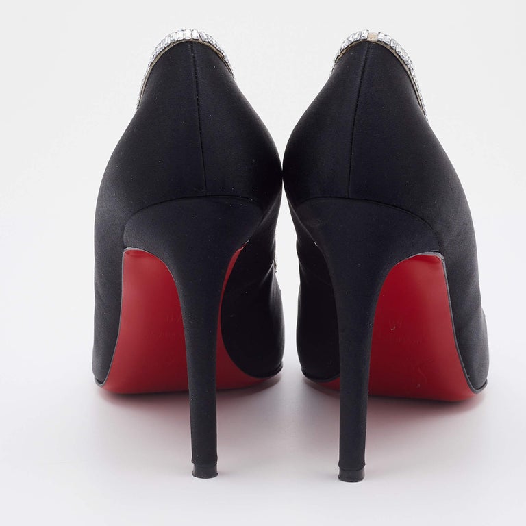 Christian Louboutin Black Satin Super Vic Pumps Size 40 For Sale at 1stDibs