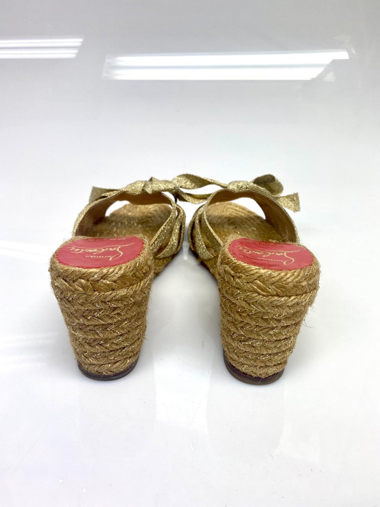 Christian Louboutin Gold Metallic Raffia Wedge - Size 35 For Sale at ...