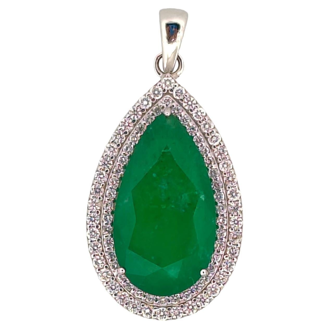 Christmas Inspired 8.19 Ct Zambian Emerald Pear Shape Pendant Necklace ...