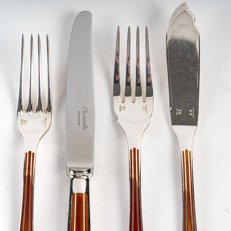 Christofle, ensemble de couverts Talisman 52 pièces en laque chinoise ...