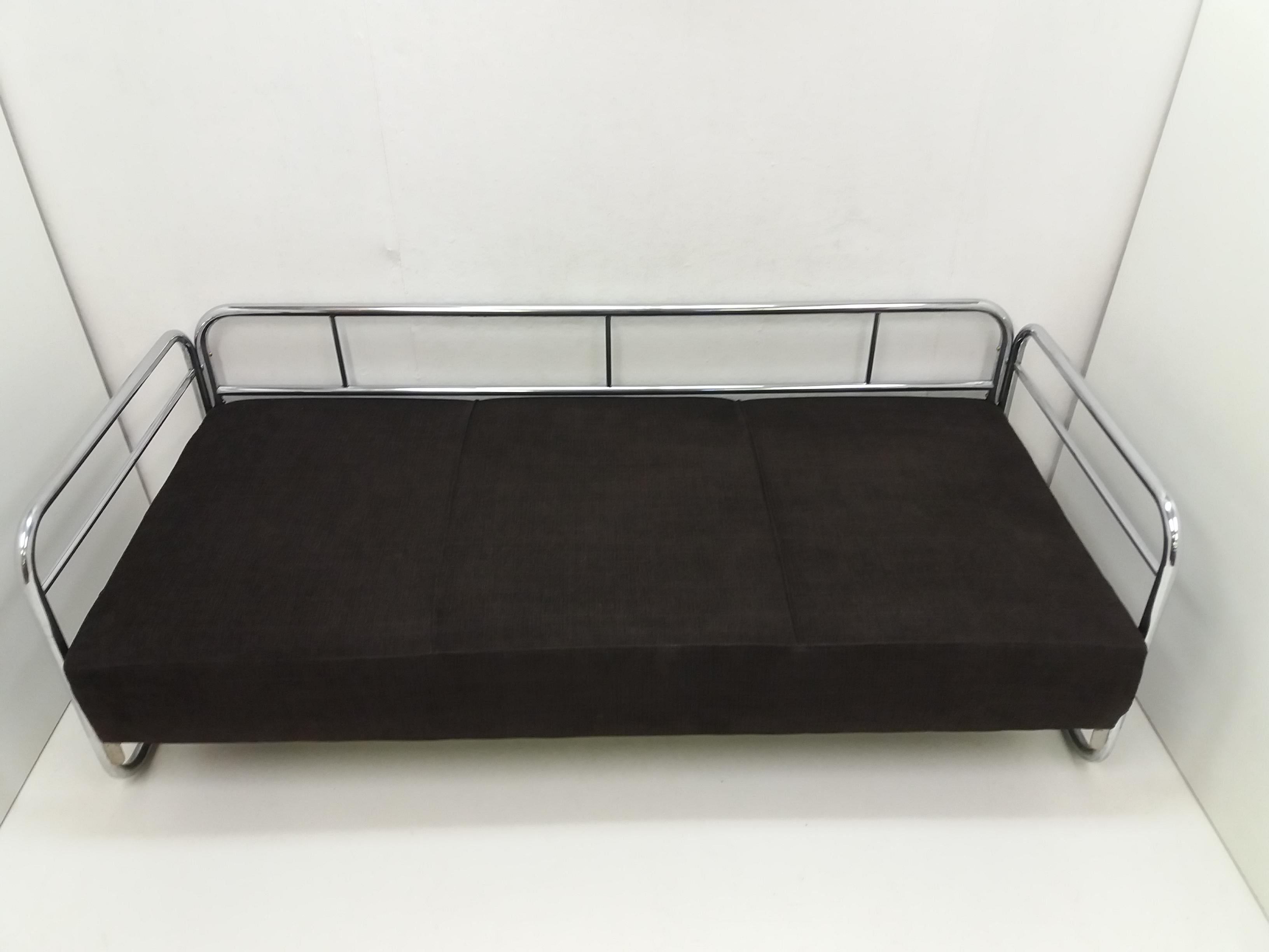 Chrome Bauhaus Robert Slezák 3-Seater Sofa, 1940s at 1stDibs | bauhaus ...