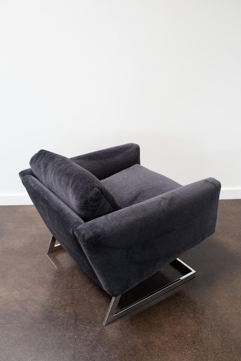 Chrome Cantilever Lounge Chair For Sale at 1stDibs