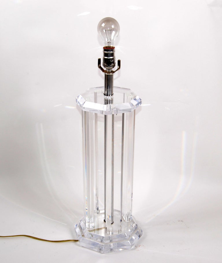 Chrome and Clear Lucite Mid-Century Modern Octagonal Table Lamp, 1970s ...