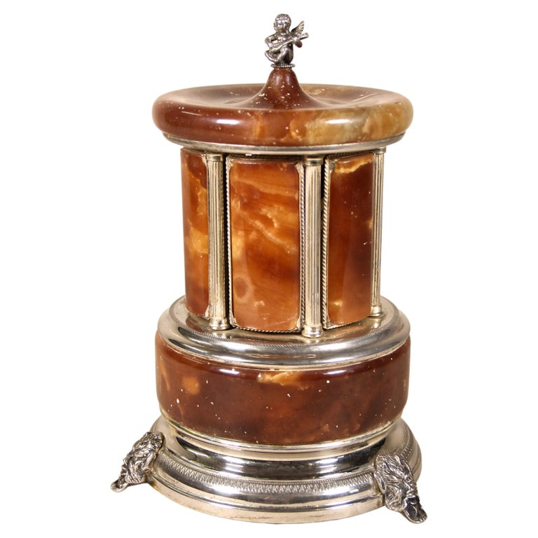 Cigarrette/ Cigar Holder Music Box Onyx, Italy, circa 1960 For Sale at ...