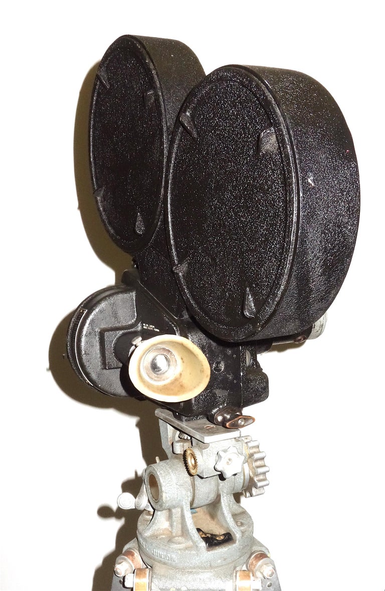 CineFlex 35mm Movie Camera WW-II Designed Combat Camera, Pristine Time ...