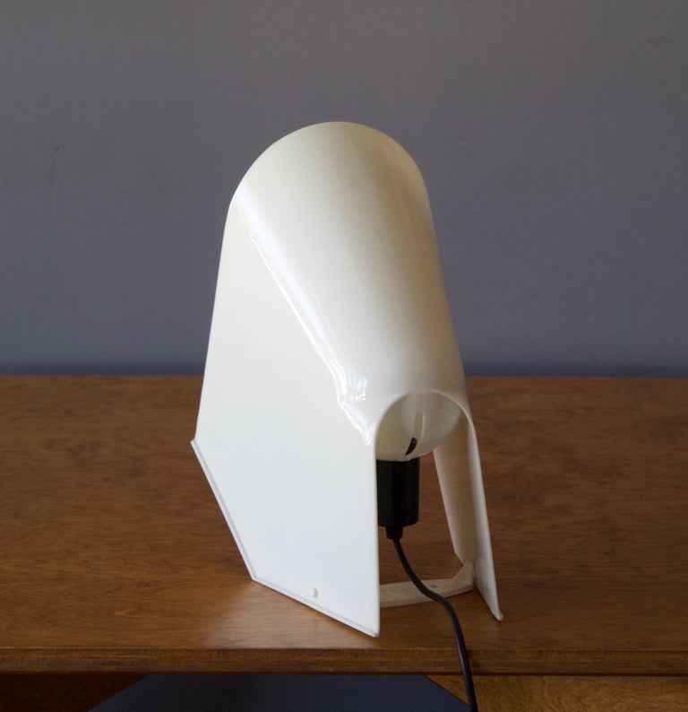 Cini Boeri, "Lucetta" Table Lamp, White Plastic Stilnovo, Italy, 1973 ...