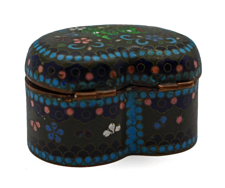 Japanese Cloisonné Box, circa 1860-80 For Sale at 1stDibs