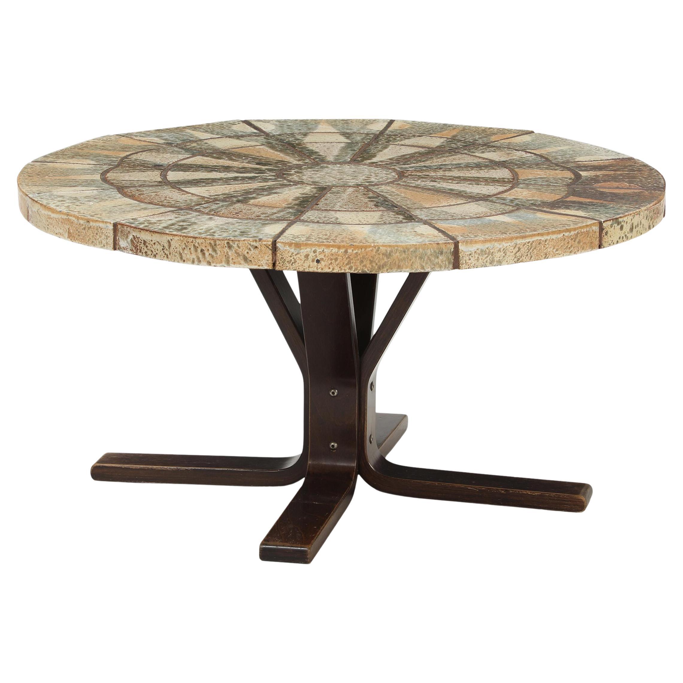 Italian 1960's Circular Coffee Table with Oak Fluted Base and Agate Top ...