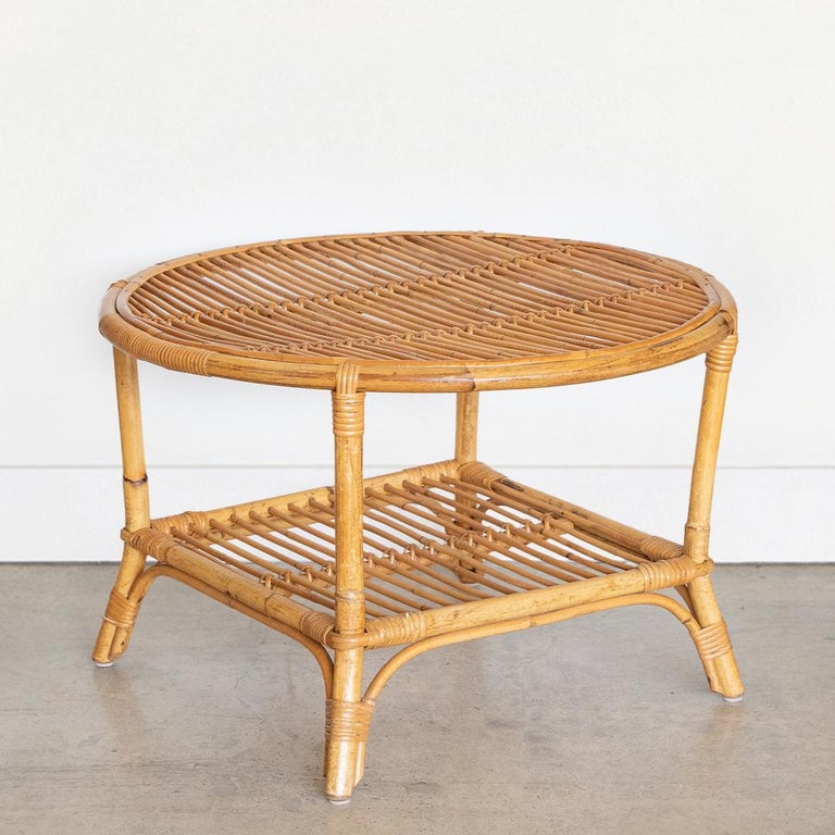 Circular Italian Rattan Side Table For Sale at 1stDibs