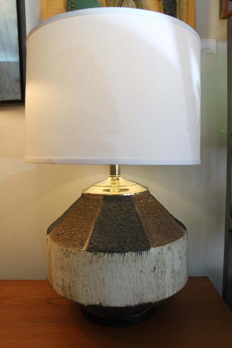 Circular Octagon Pattern Ceramic Lamp For Sale at 1stDibs