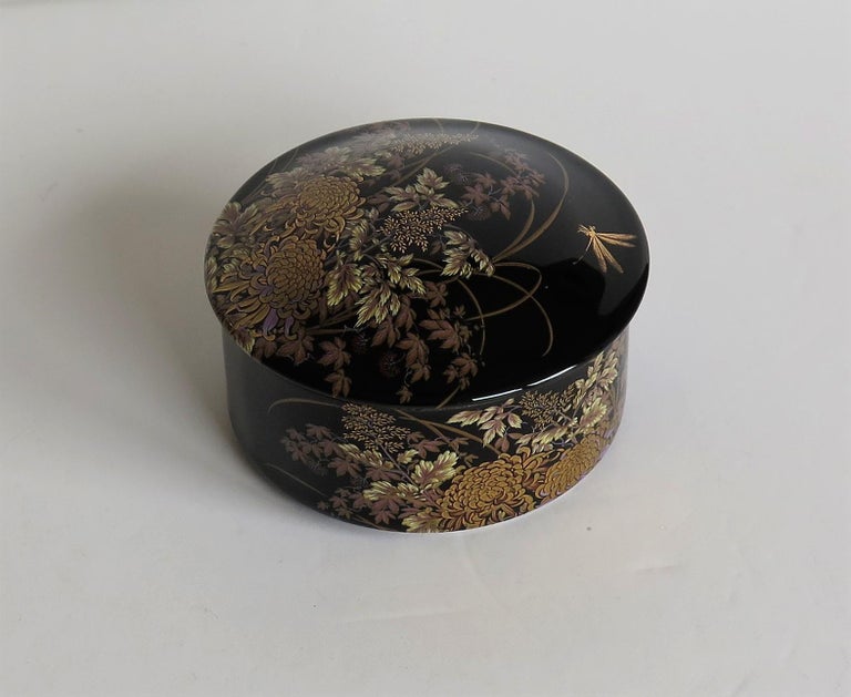 Circular Porcelain Lidded Box by Shibata Japan, circa 1970 at 1stDibs ...