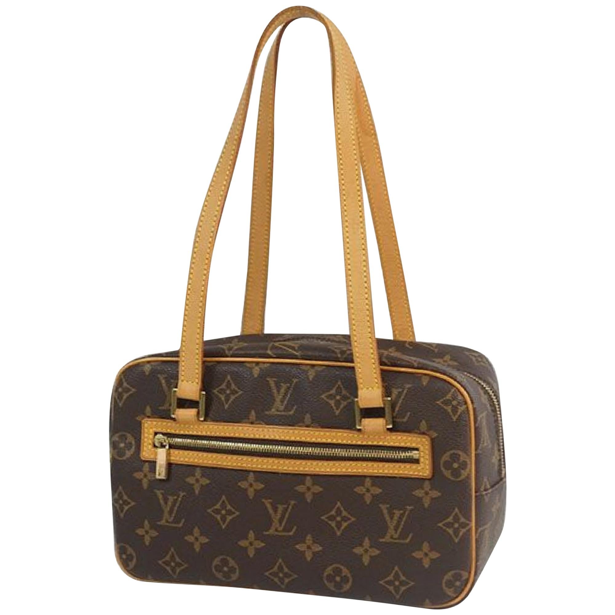 Early 2000s Handbags and Purses - 1,466 For Sale at 1stdibs