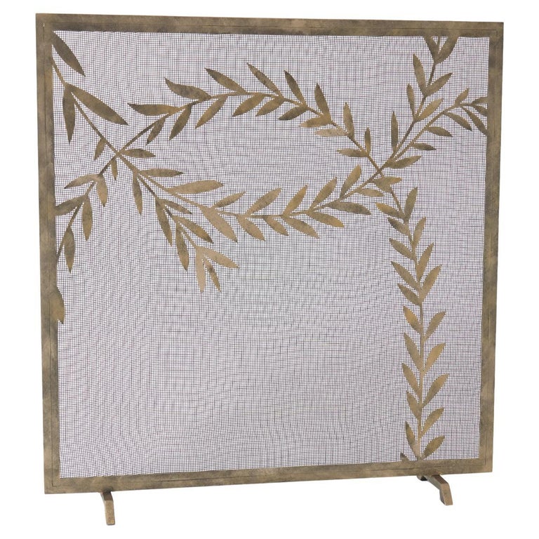 Claire Crowe, Kaminschirm aus Lorbeerholz, versandfertig im Angebot bei ...