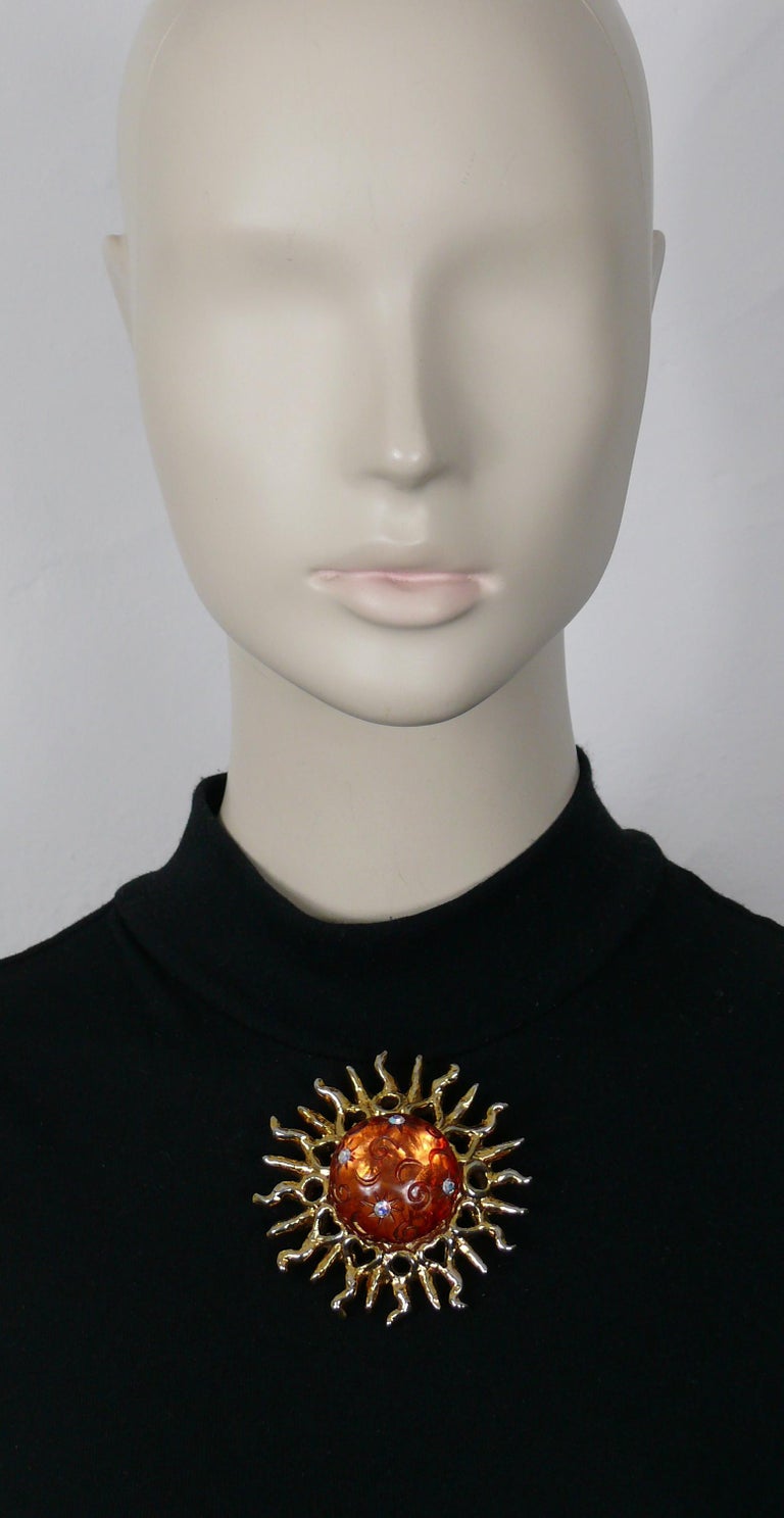 CLAIRE DEVE Vintage Celestial Radiant Sun Brooch For Sale at 1stDibs